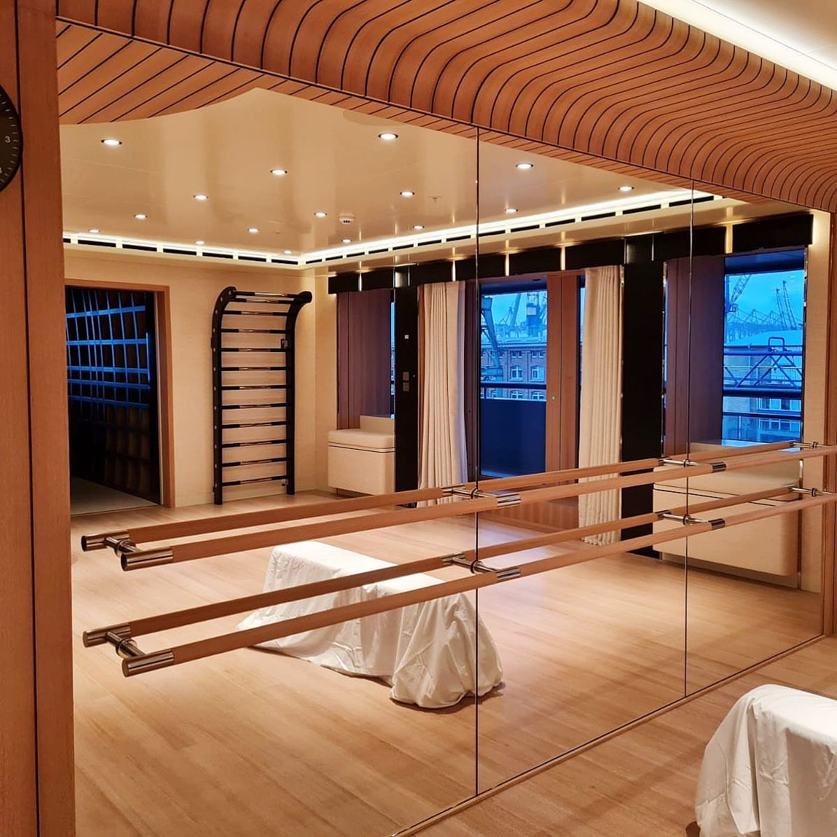 Ballet Barre - Paragon Studio